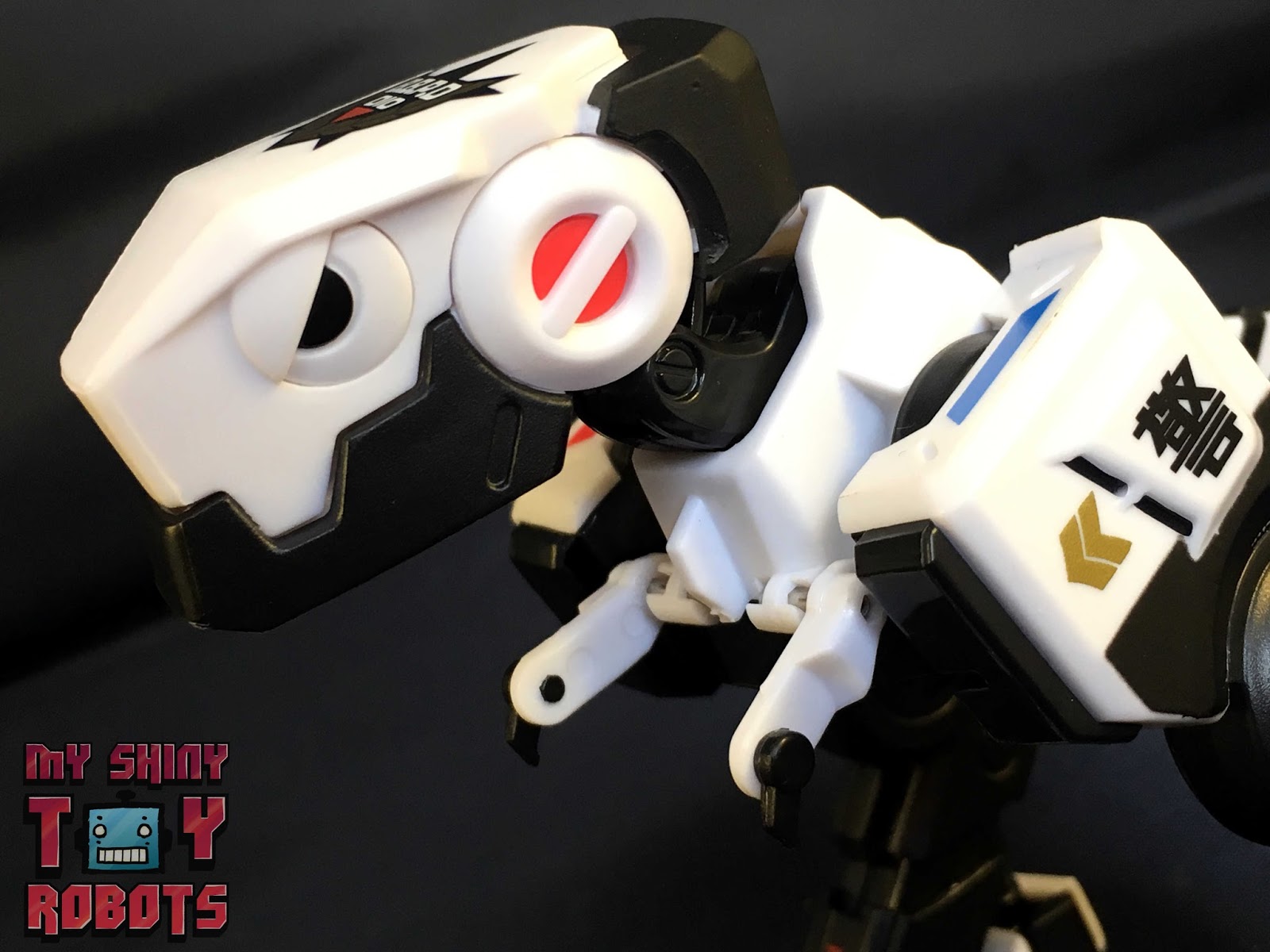 My Shiny Toy Robots: Toybox REVIEW: 52TOYS Beast Box BB-01 DIO (Police ...