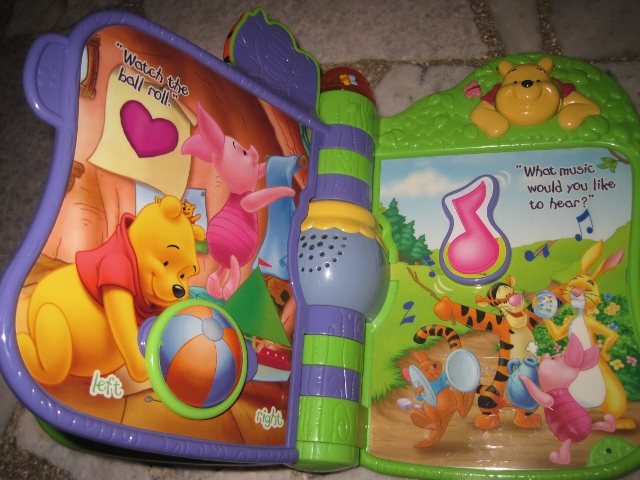 JuaiMurah: Vtech Pooh N Friends Slide N Learn Book