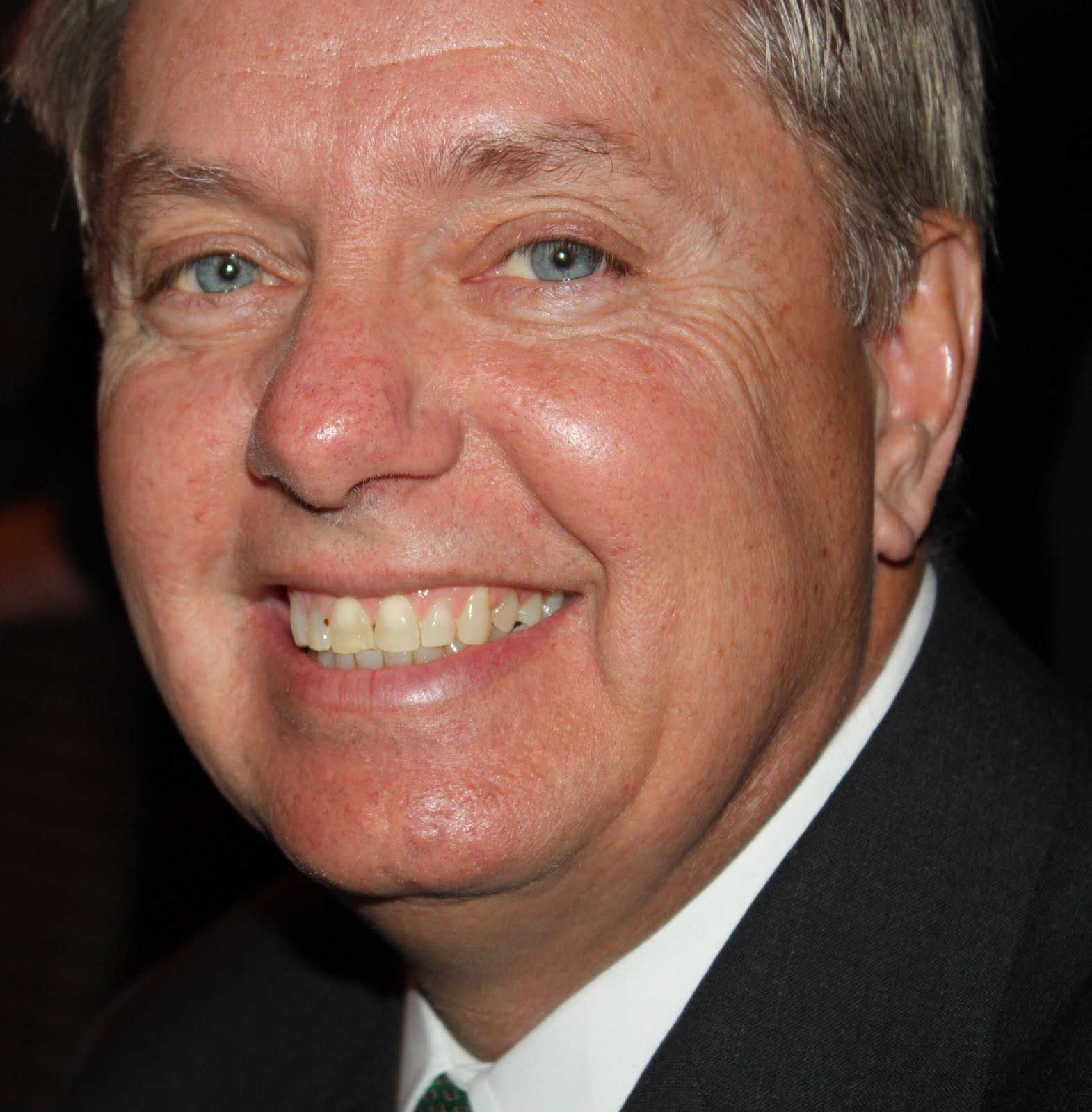 Lindsey Graham / Lindsey Graham calls for DOJ probe of Biden-Ukraine ...