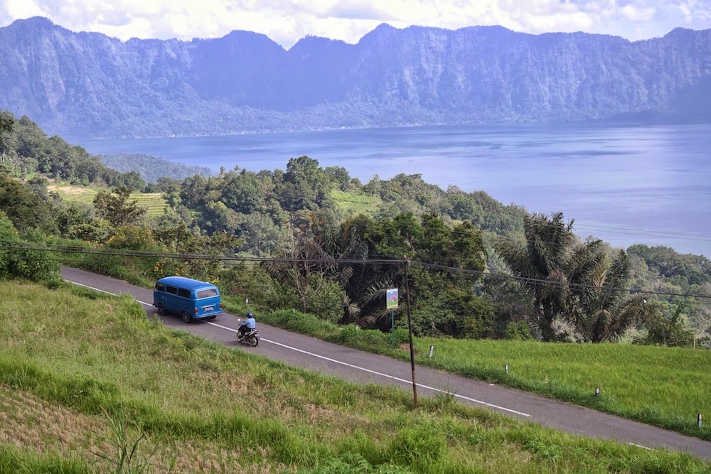 Biking Kelok 44: New Experience ~ Life Is An Absurd Journey