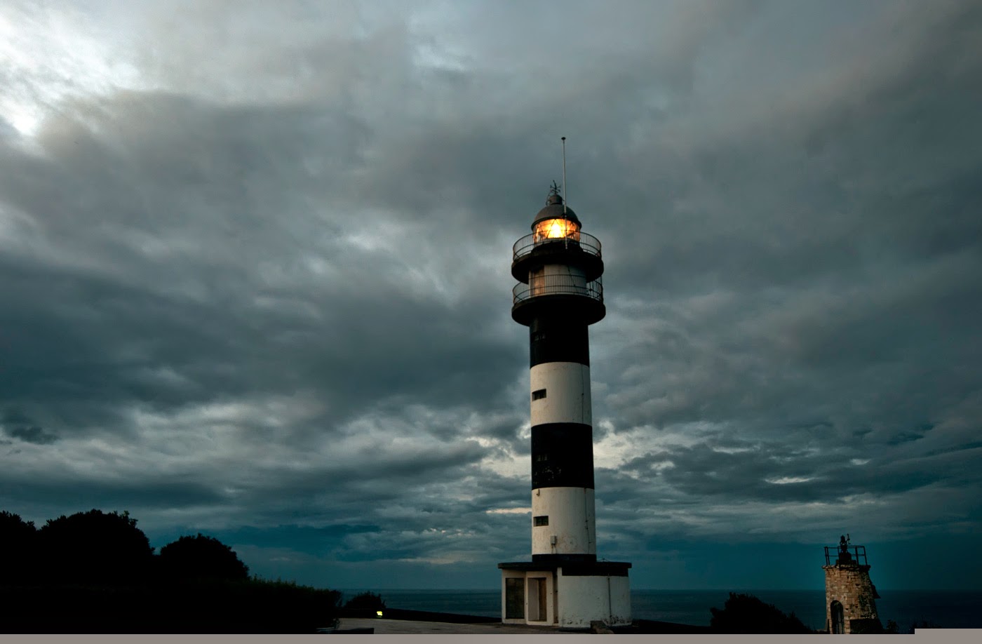 ALGUNA SUGERENCIA....?: Una de faros.