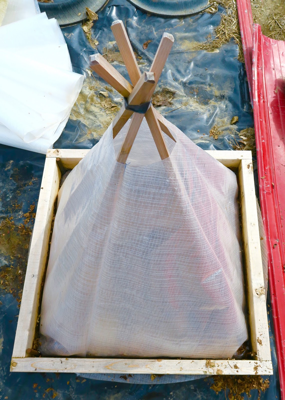 Minibed Gardening: Making Whizbang Solar Pyramids (A Most Excellent ...