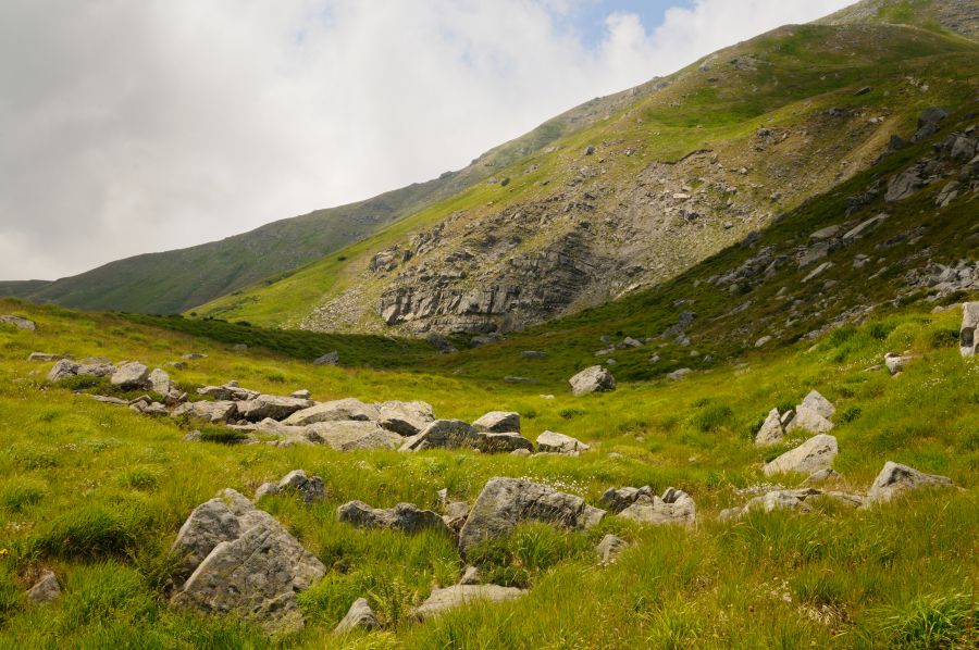 NIGEL'S RAMBLES: Monte Cimone