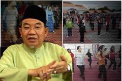 hjlutfi-choras.blogspot.com: Mari kita setuju je lah fatwa poco-poco haram.