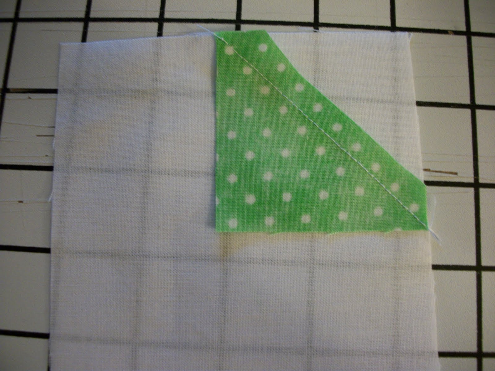 Craizee Corners: Corner Triangle Tutorial