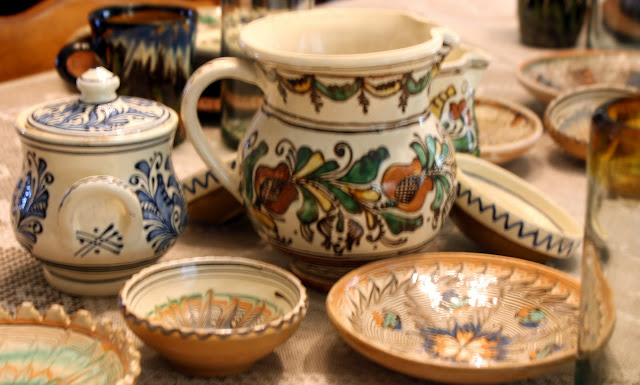 Life with the Mozas: Romanian Artisan Pottery Tablescape & a GREAT tea ...