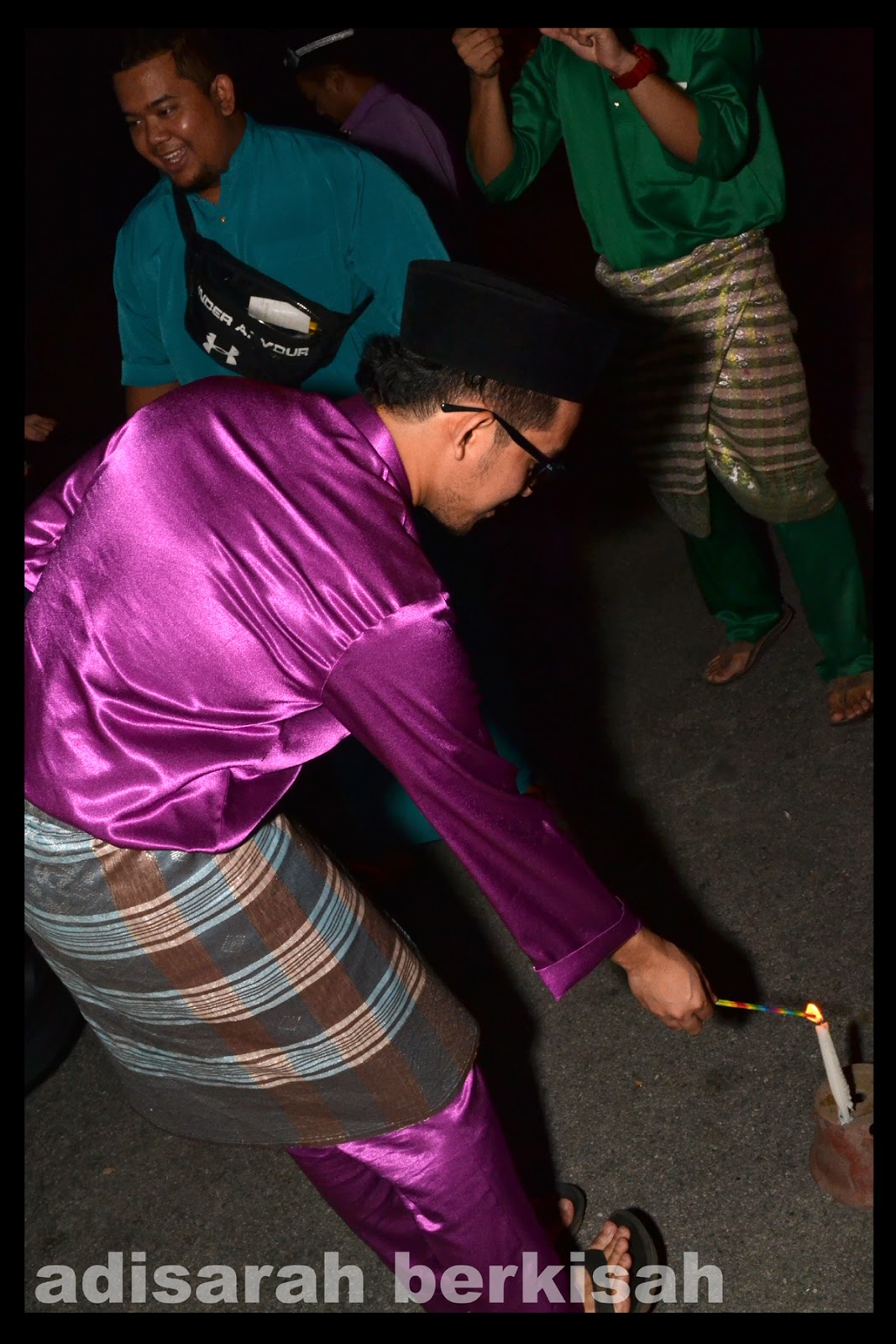 adisarah berkisah: 1 Syawal 2016 di rumah Kak Long: Bunga api