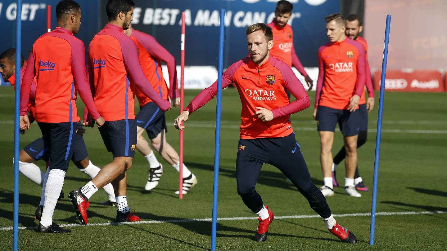 Rakitic and Suárez Show Off Unreleased Adidas Ace and X Red Limit Boots ...