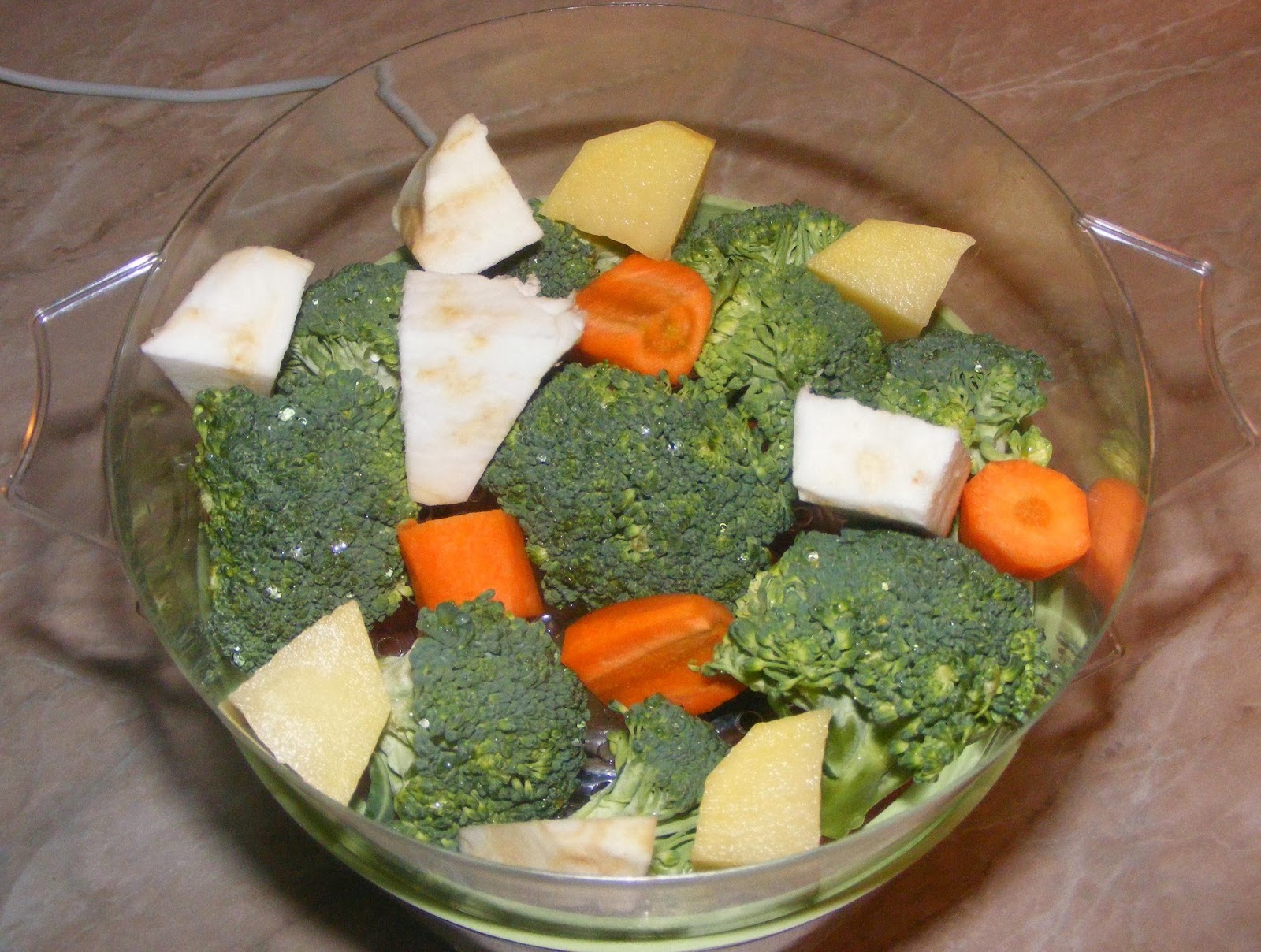 Pui cu broccoli | Preparatedevis.ro