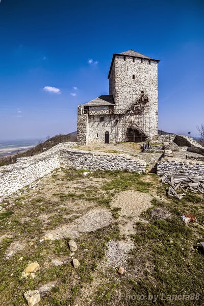 lancia88: Utvrđeni Balkan - Vršačka kula, tvrđava iz petnaestog veka ...