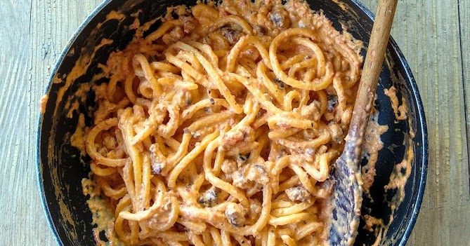 acqua e farina-sississima: troccoli con pomodorini, ricotta e noci