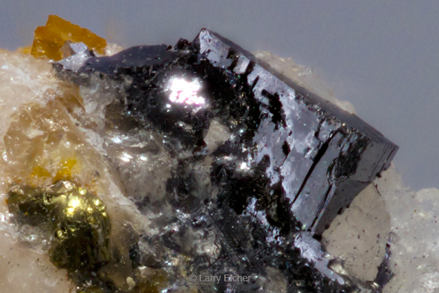 Larry at Larry's Images.com: Cryolite with Siderite