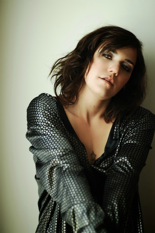 Tankboy: Emily Wells resurfaces.