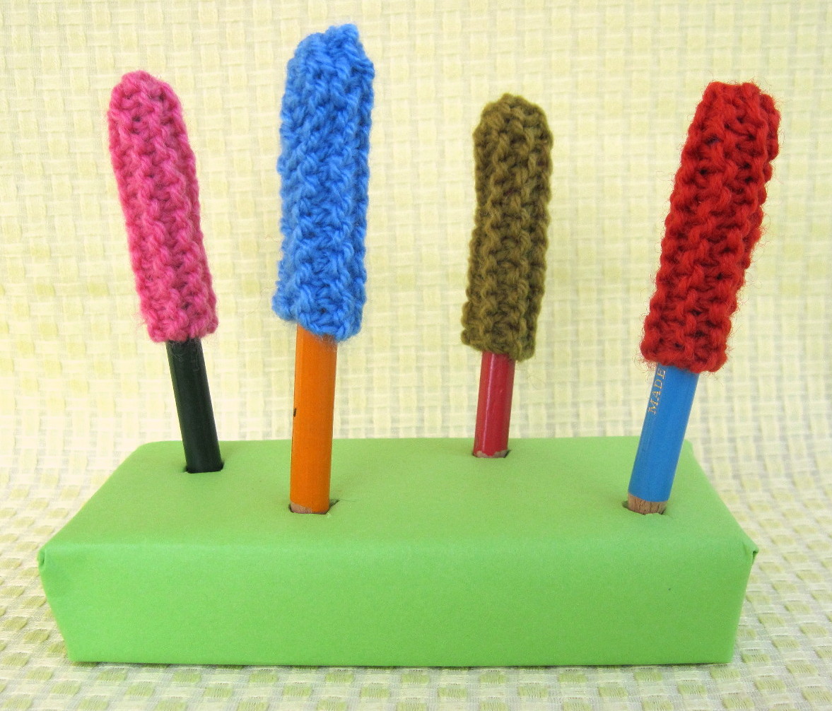 Flutterby Patch: Pencil Dolls