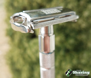 A Closer Look at The Master Barber Classic Safety Razor ...