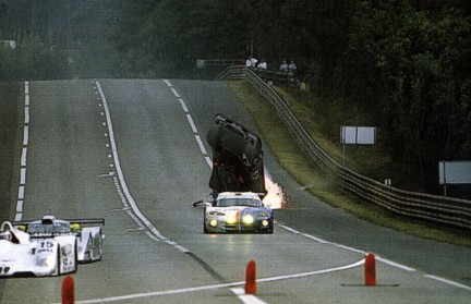 24 Heures Du Mans: Facts & Things...: Flipping Mercedes-Benz 1999