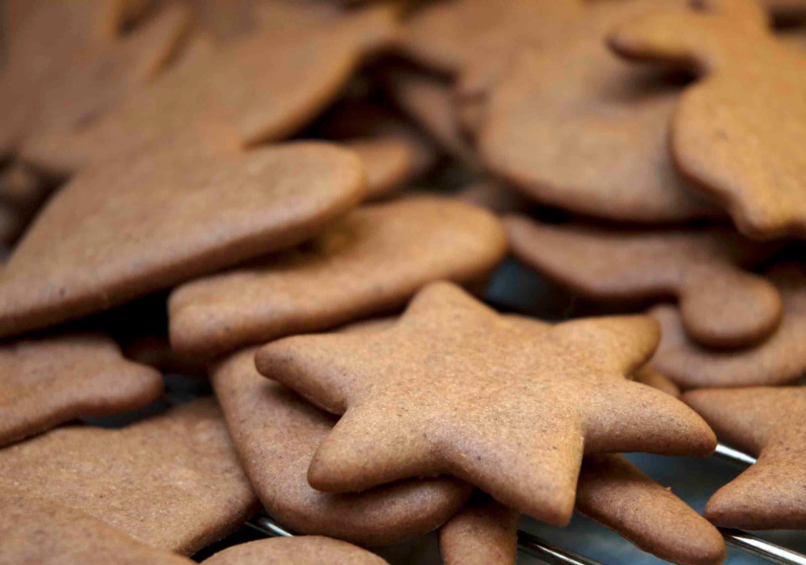 Snadder uten gluten: Adventstid = julekaker = pepperkaker = GODE ...