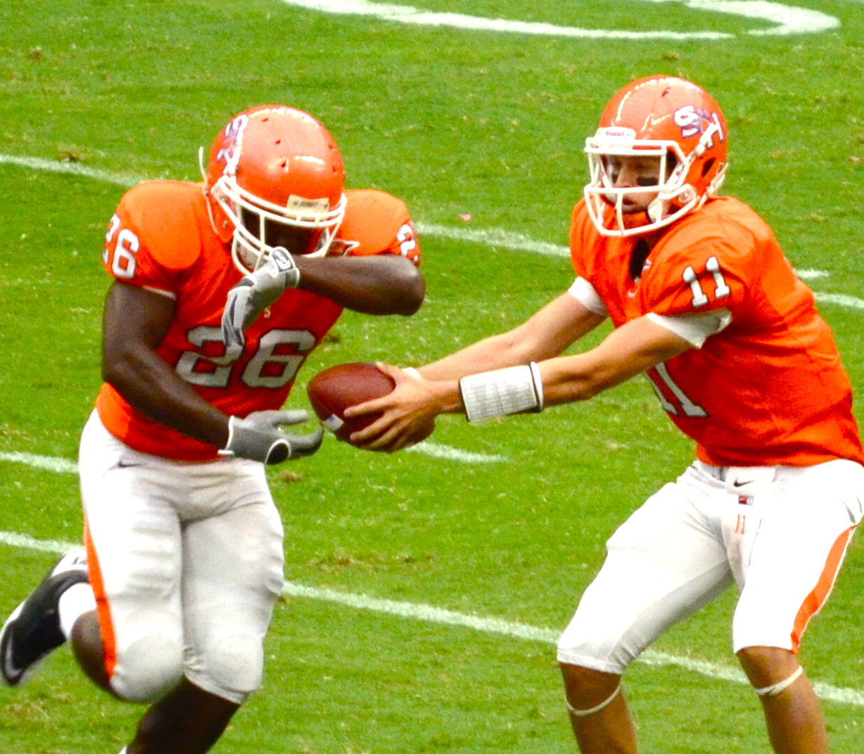 James's sports blog: The best football pictures.