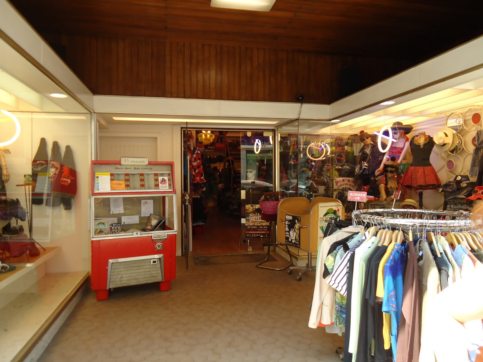 Life in Brussels: Friperies @Bruxelles (I)