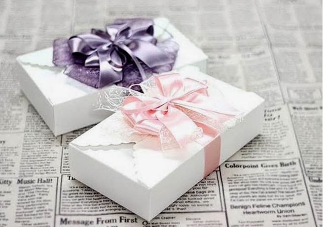 DIY Ribbon Bow for Gift Box Packaging - The Idea King