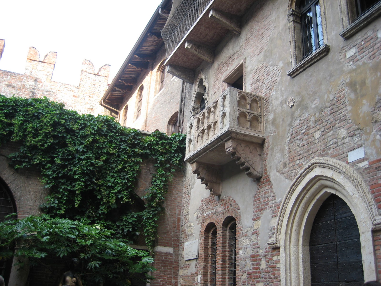 Sweetly Sophie: Romeo, Romeo where art tho Romeo?