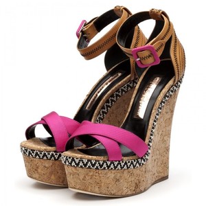 Peep Toes Wedges Style Favorite | Ladies Wedges Gallery