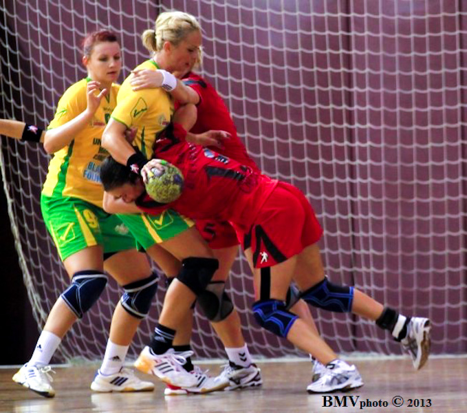 MICA OVALIE 2: HANDBAL / LIGA NATIONALA (F): CSM Bucuresti - Neptun ...