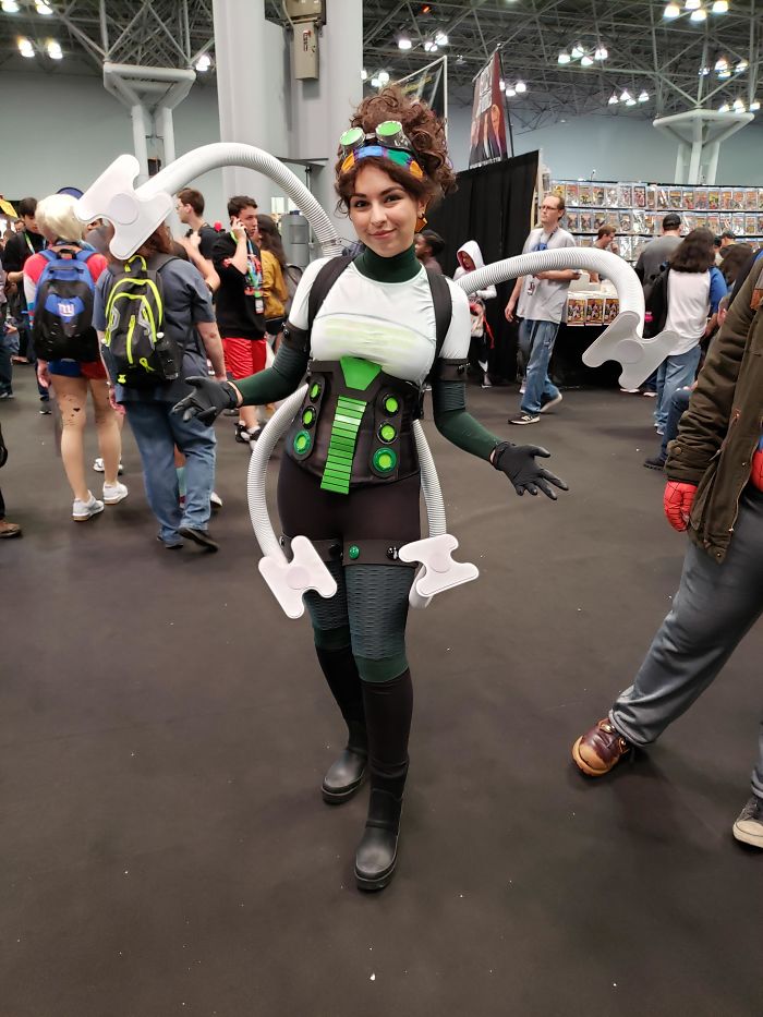 JIMSMASH ! ! !: TUESDAY COSPLAY : DR OLIVIA OCTAVIUS