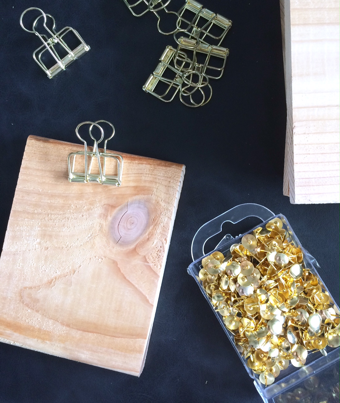 DIY Mini Wooden Clipboard - Harlow & Thistle