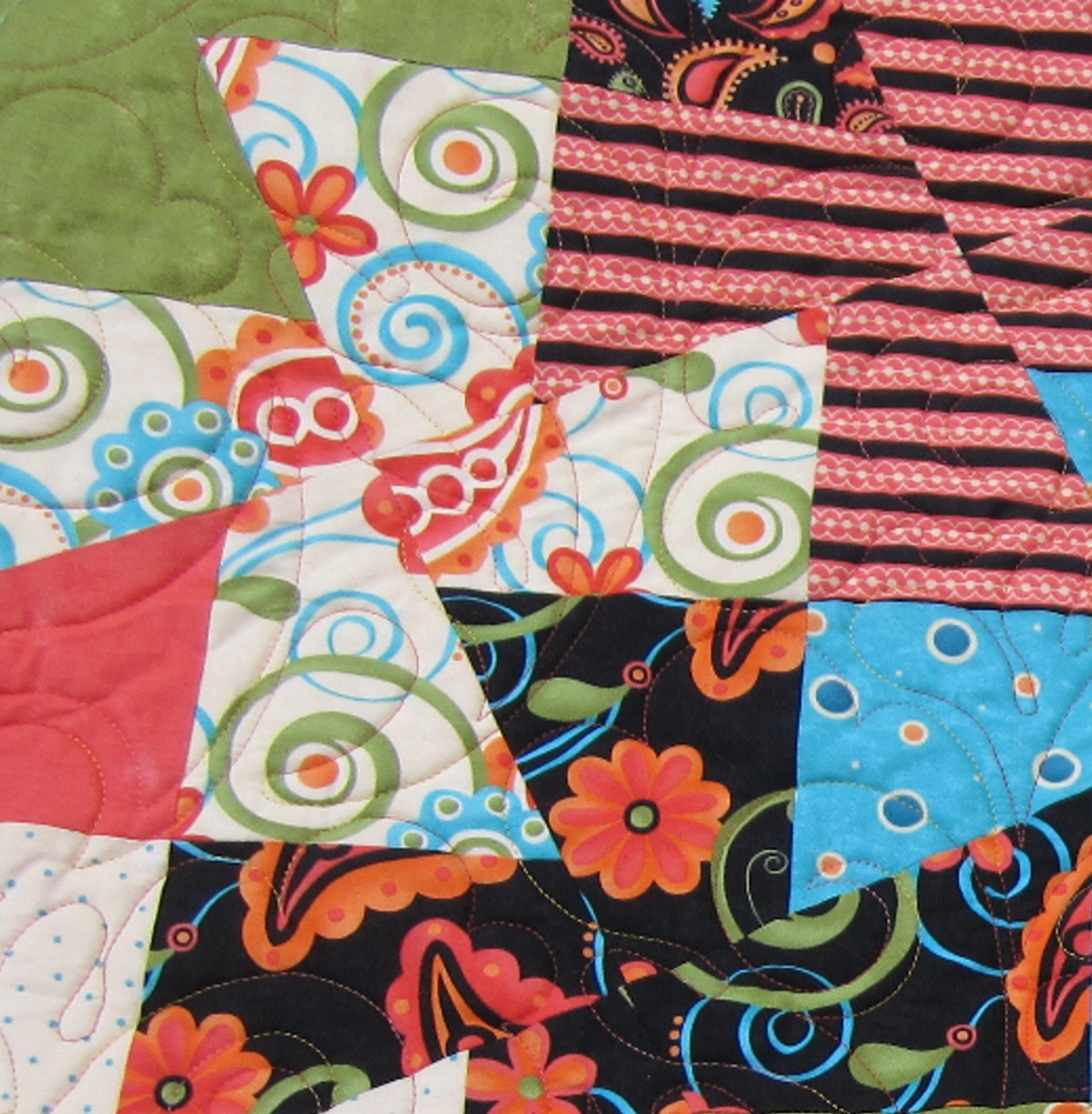 Roberta's Custom Quilting: How to Quilt a Pretty Twister Quilt