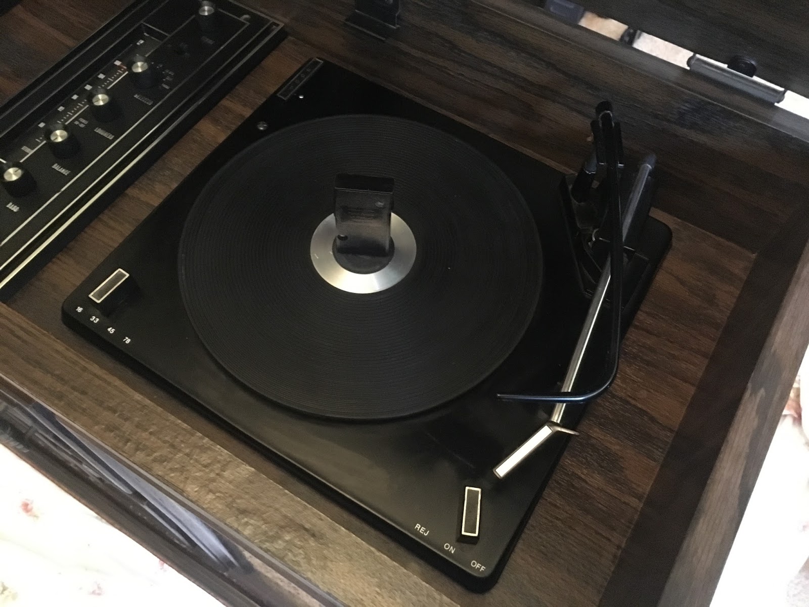 Anatomy of a Writer: Restoration Project: Radio/Record Player/8-Track ...