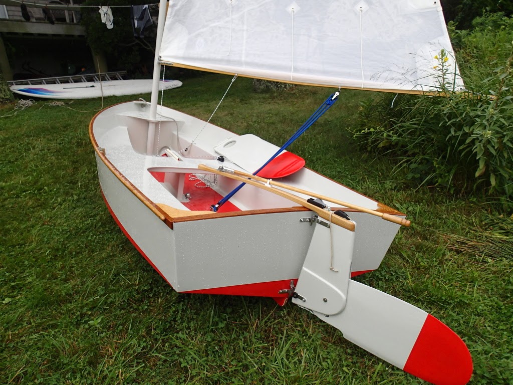 Sundogboatbuilding: Launch of the Spindrift 10