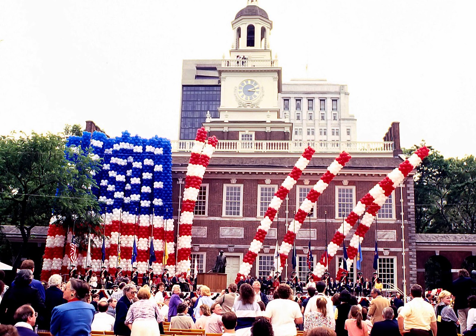 The Very Best Balloon Blog: 5 Day Facebook Challenge - a little bit of ...