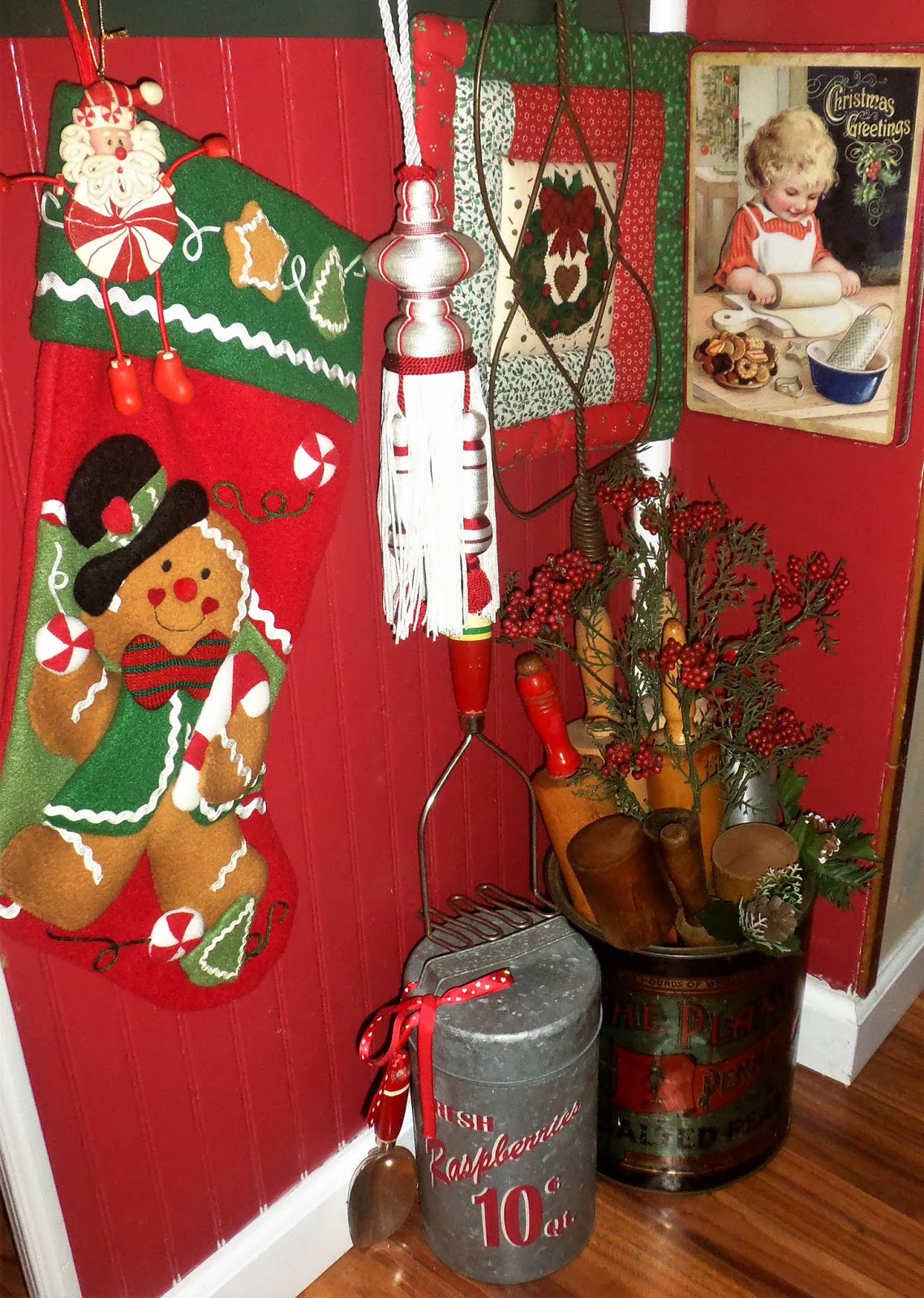 A DEBBIE-DABBLE CHRISTMAS: Gingerbread and Candy Christmas Kitchen ...