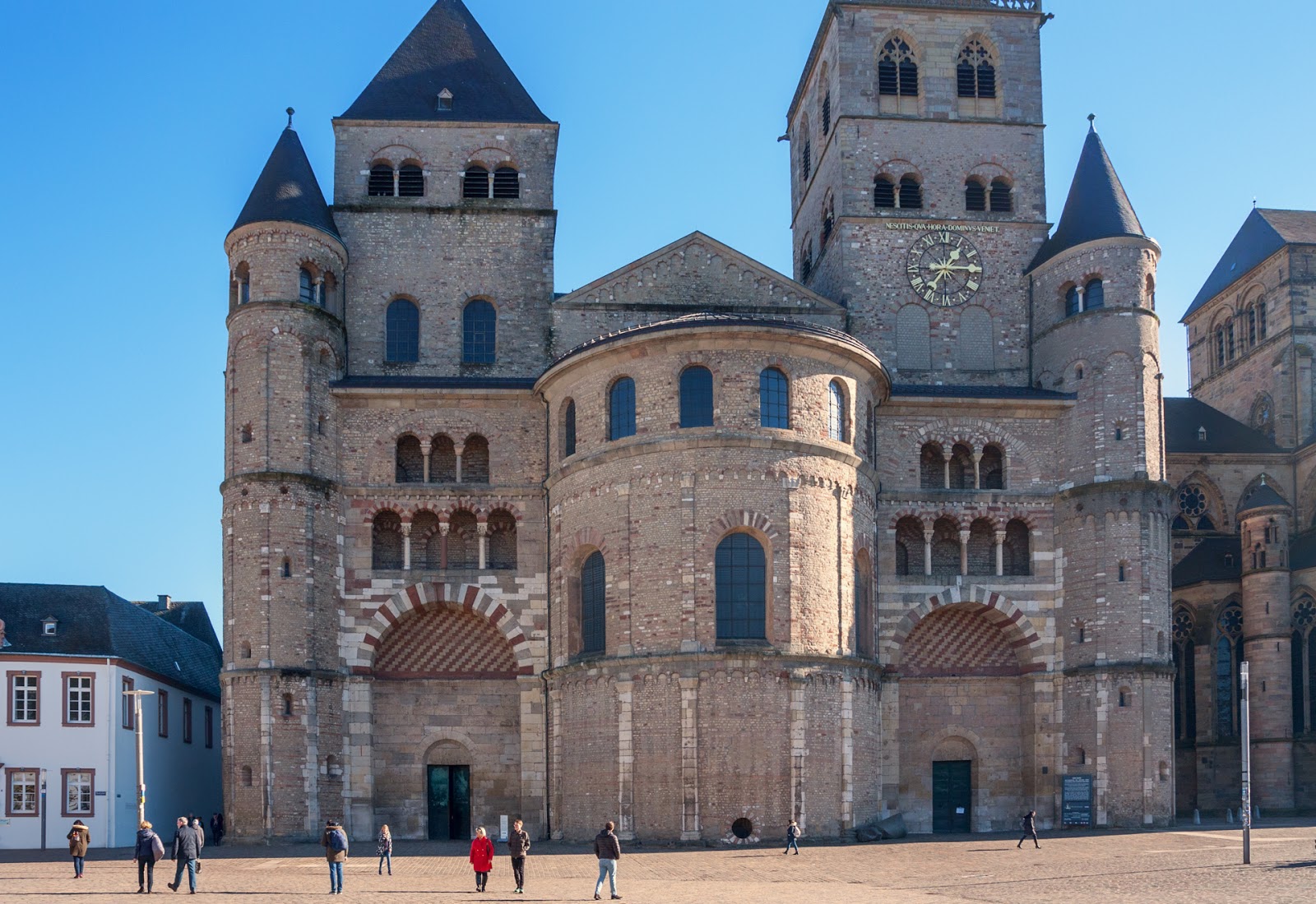 Que faire et que voir à Trèves en une journée ? / Envol vers