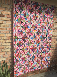 L' FAIR QUILTS: Kitchen Sink Quilt #1 - Finished!