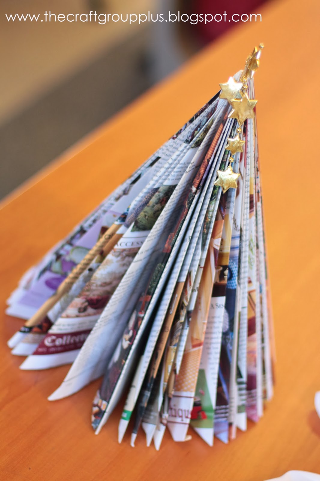 Quick Recycled magazine Christmas Tree tutorial