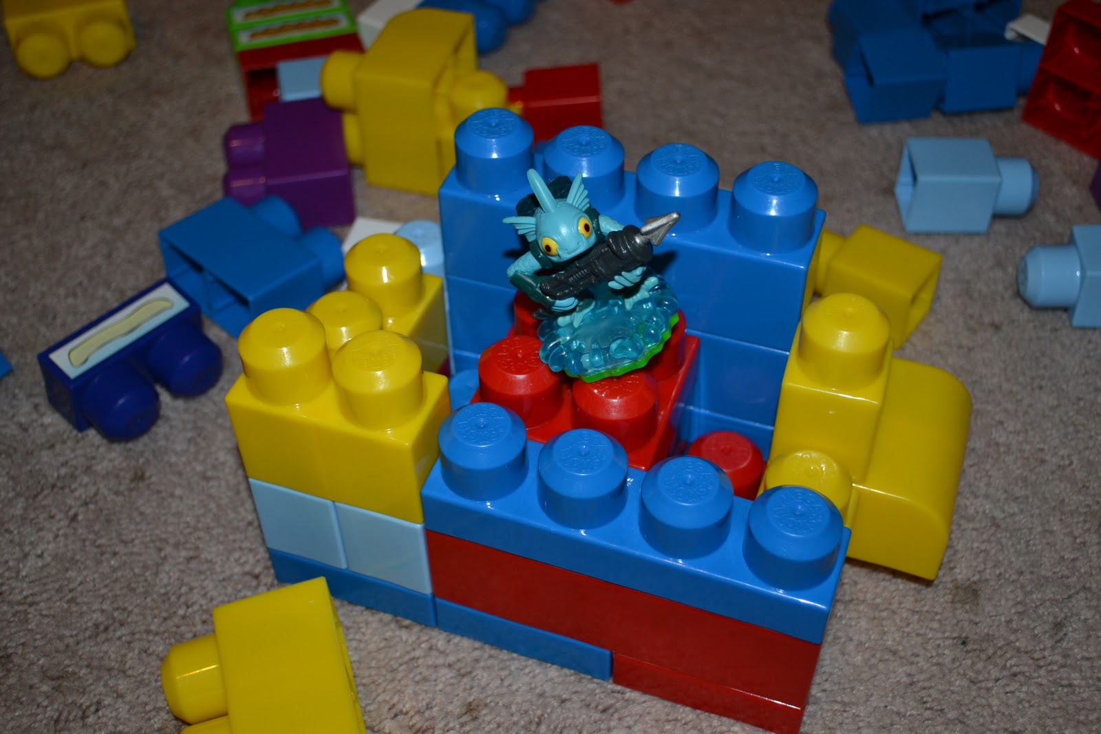 Messy Kids: 30 Days to Hands on Play: Block Building