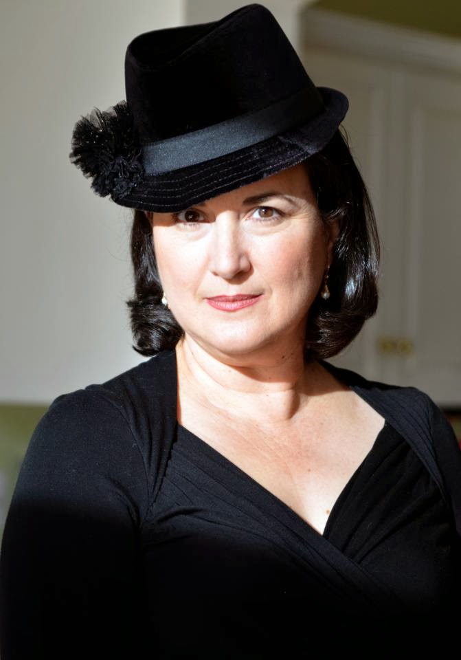 Arts-Louisville.com: An Interview with Haydee Canovas of Teatro Tercera ...