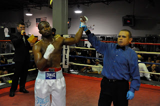 Boxing Along The Beltway: Joshua Davis Gets His Fourth Victory in ...