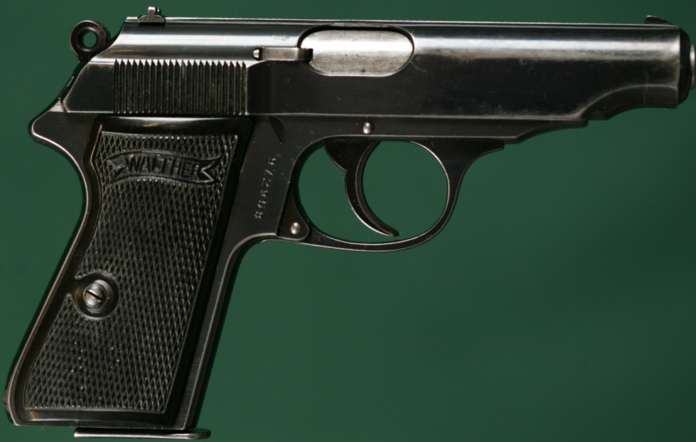 Old School Guns: Lets Play a Game with a Walther PP .22 and a P22