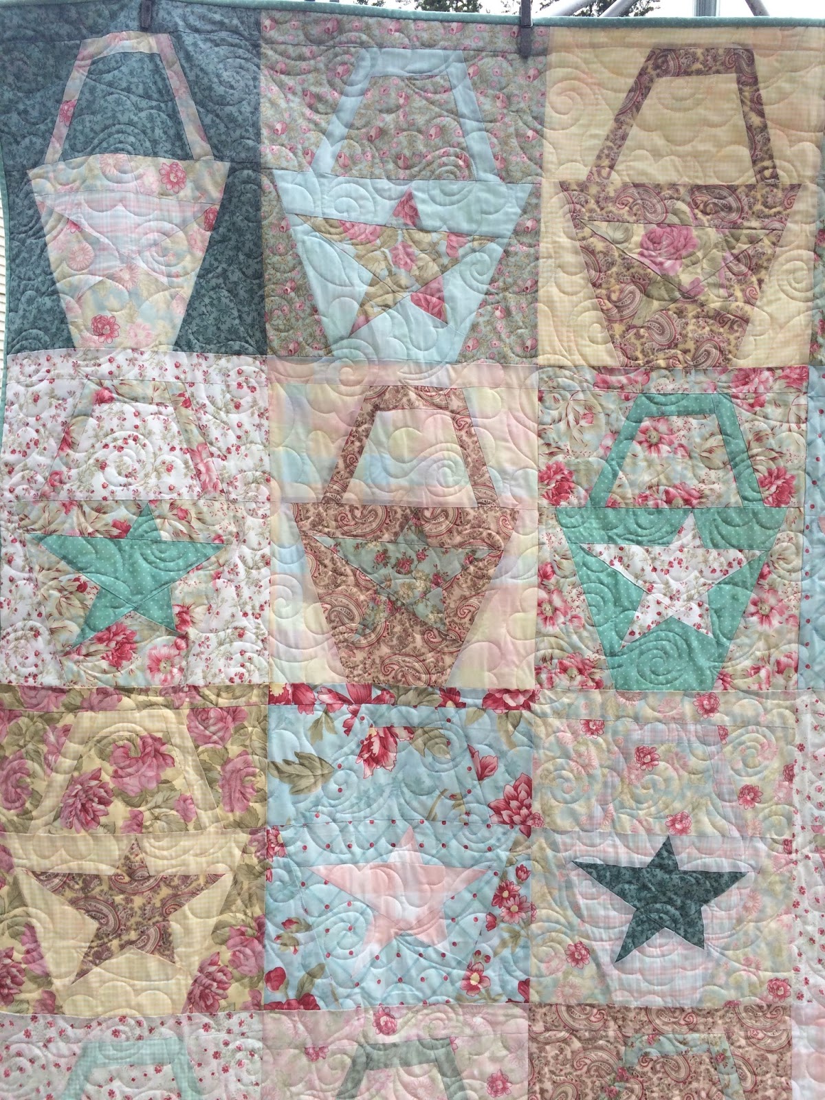Mama Spark's World: Basket Quilt