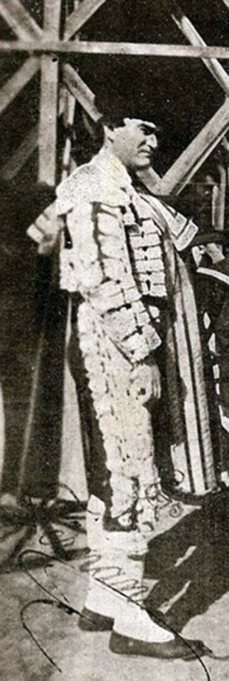 De Hombres,Toros y Caballos: JOSE MARIA CALDERON