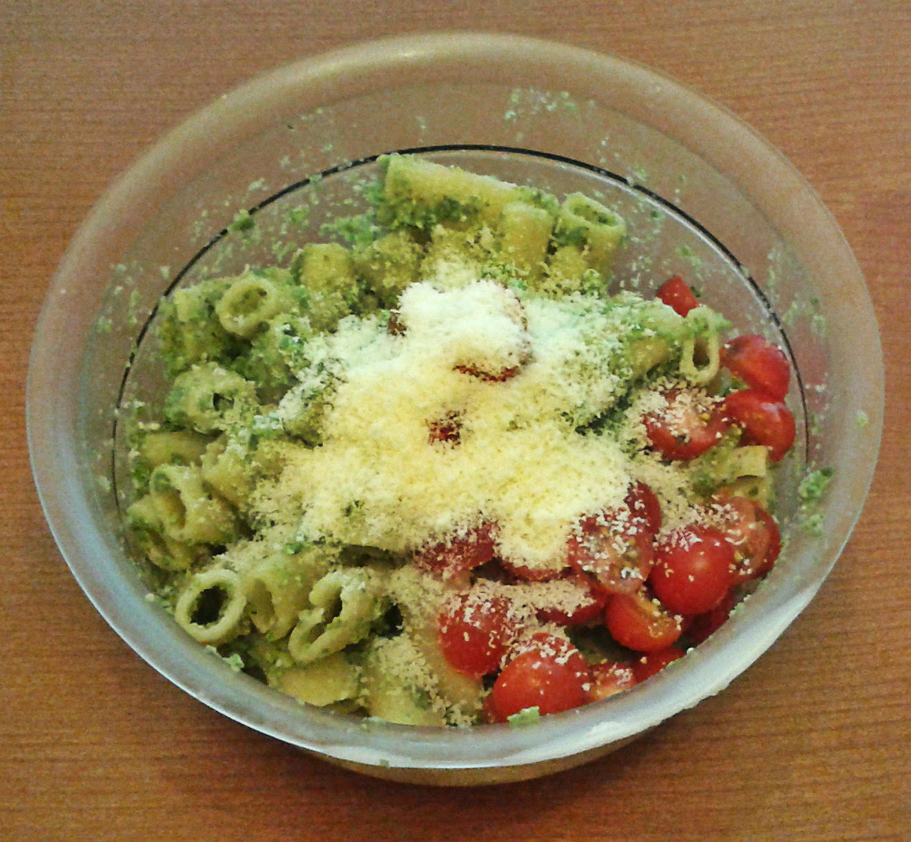 Fornelli&Capricci: Pasta fredda con pesto di fagiolini e pomodorini