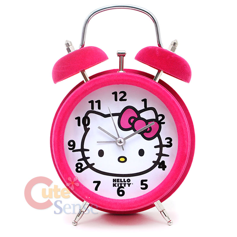 Hello Kitty: Hello Kitty clocks ♥