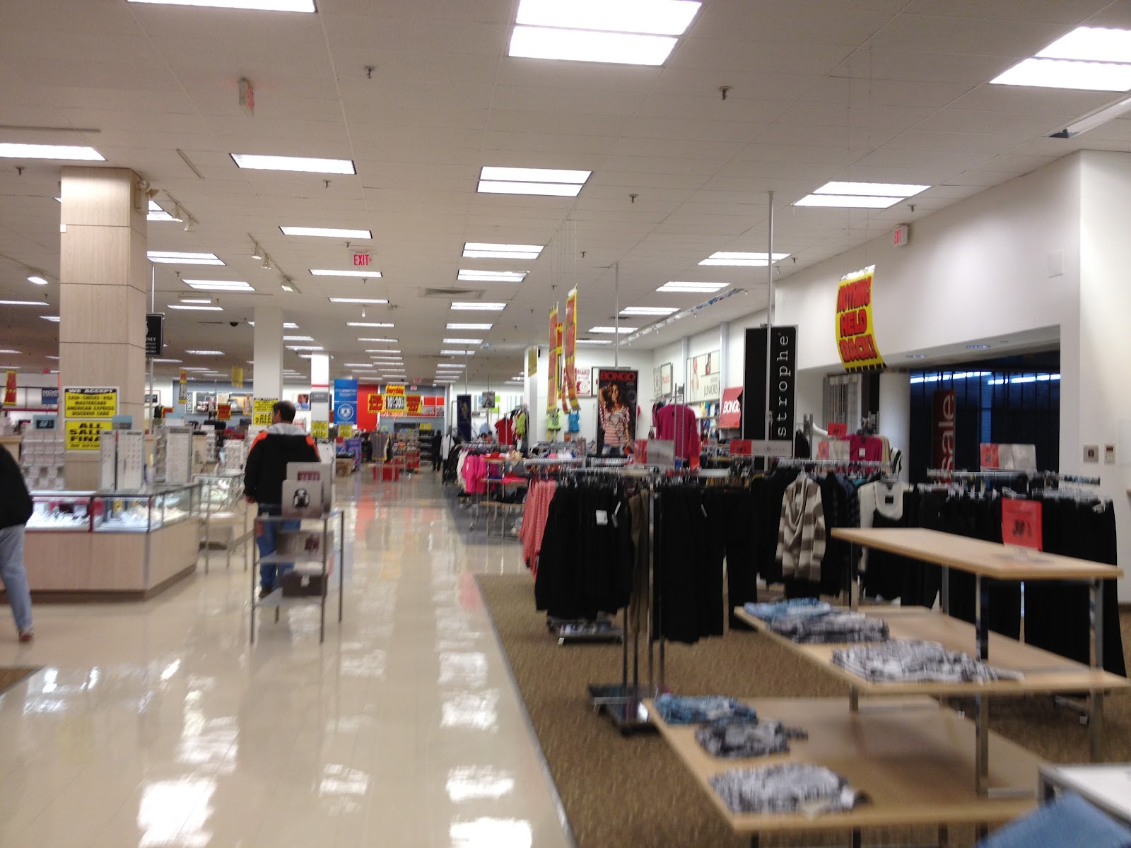Dead and Dying retail: Former Sears store in Statesville, North Carolina