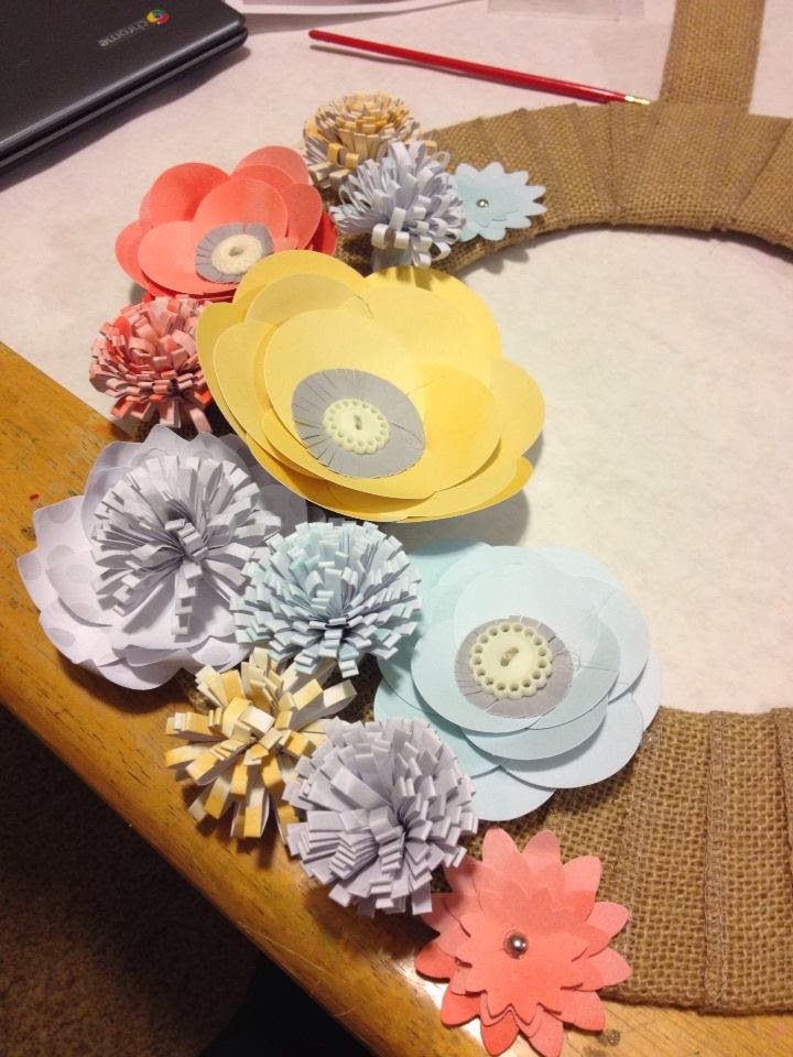 Burlap and Blooms Wreath Kit - crafty night in! | Midnight Crafting