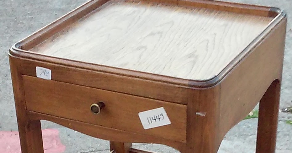 UHURU FURNITURE & COLLECTIBLES: SOLD #11449 French 30" x 12" Wide Tri ...