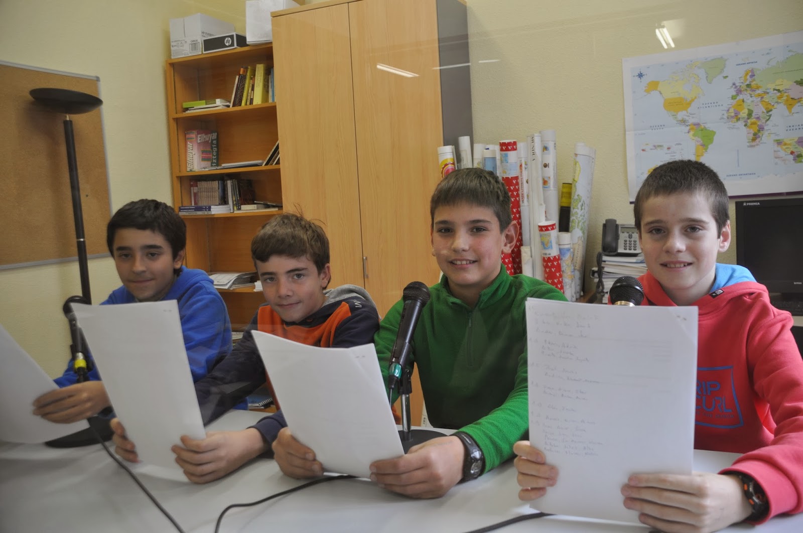 ARANTZAZU ENTZUN eZAZU IRRATIA : 2014