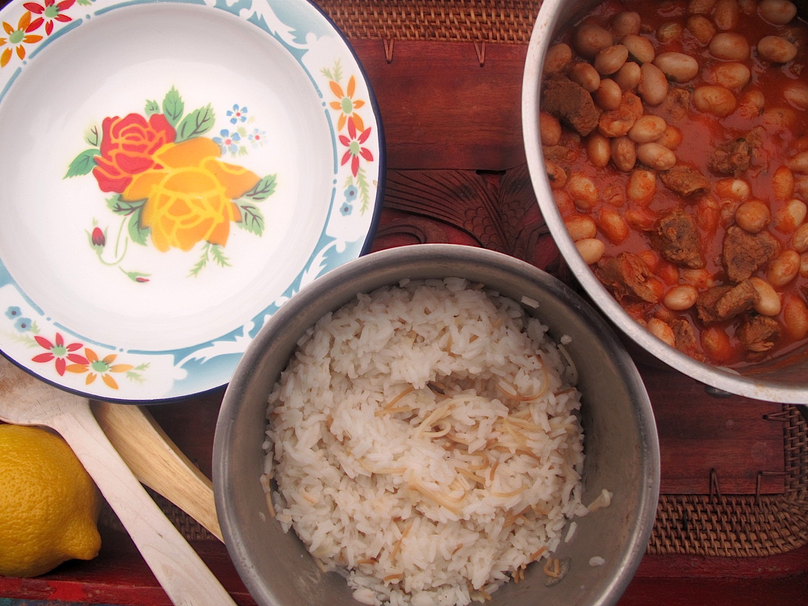 somerville kitchen: Lebanese Stews Series - Assasa (Beans)